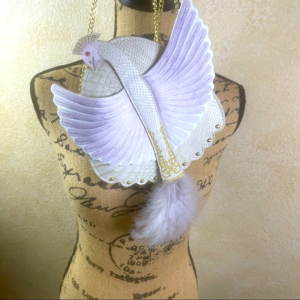 Danielle Nicole Disney Plumette Beauty And The Beast … - Gem